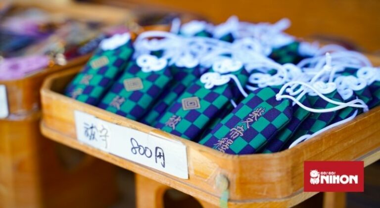 Japanese worship: how to pray at a Shinto Shrine - Go! Go! Nihon