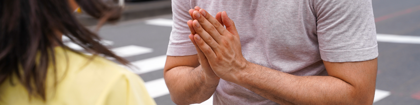 Sumimasen, gomennasai. The various ways to apologize in Japanese