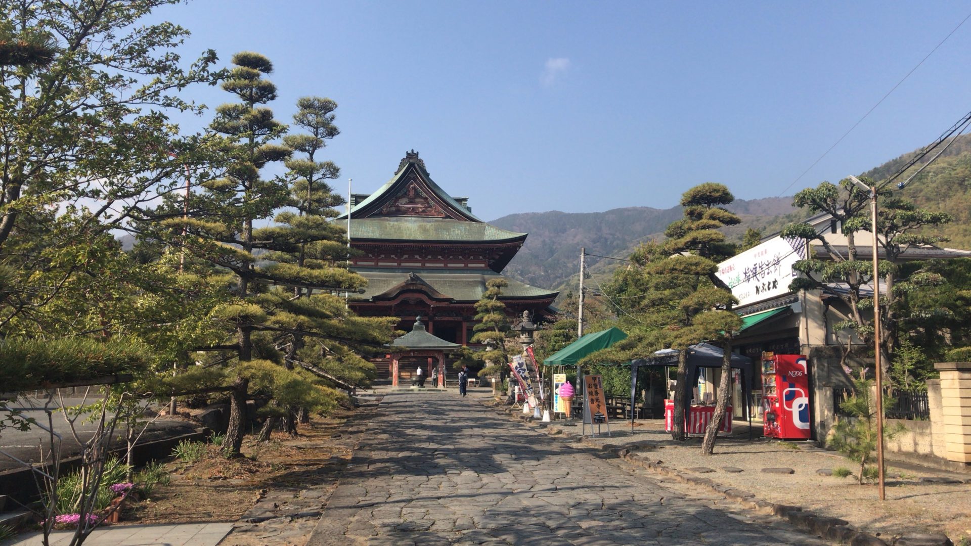 Under the shadow of Fuji: Understand the joys of living in Kofu